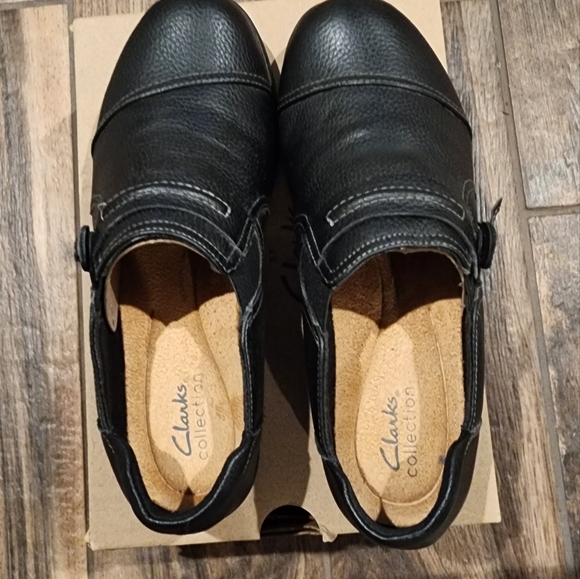 Clarks | Shoes | Clarks Black Dress Shoes With Slipon Design | Poshmark
